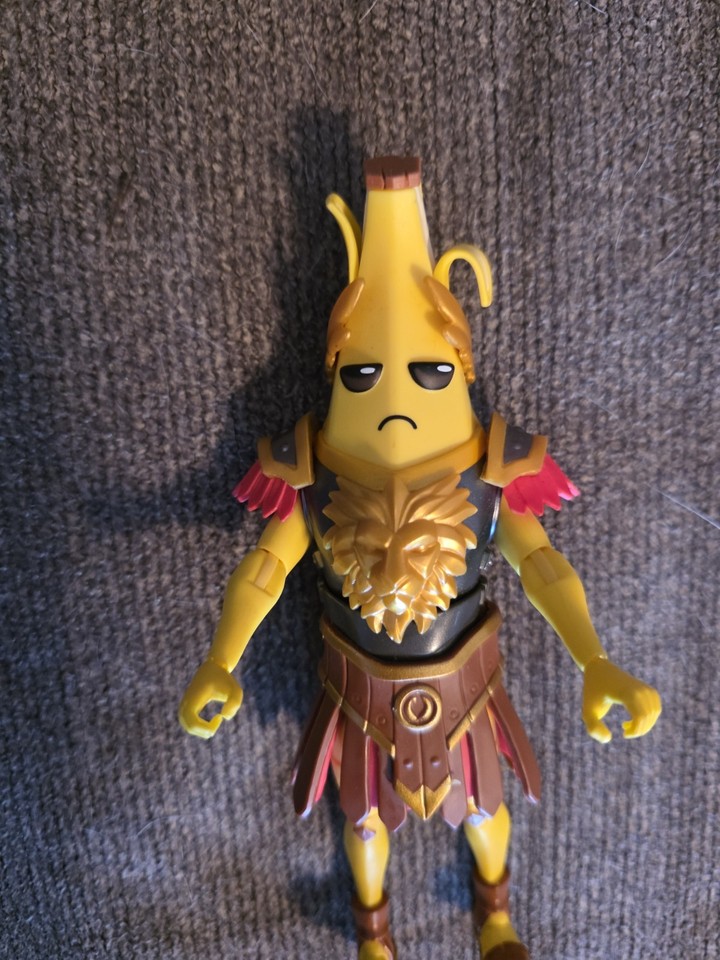 Hasbro Fortnite Victory Royale Banana Peely Action Figure Potassius ...
