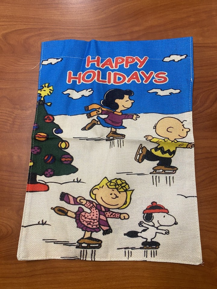 *NEW* Peanuts Gang SNOOPY "HAPPY HOLIDAYS" Garden Flag Double Sided | eBay