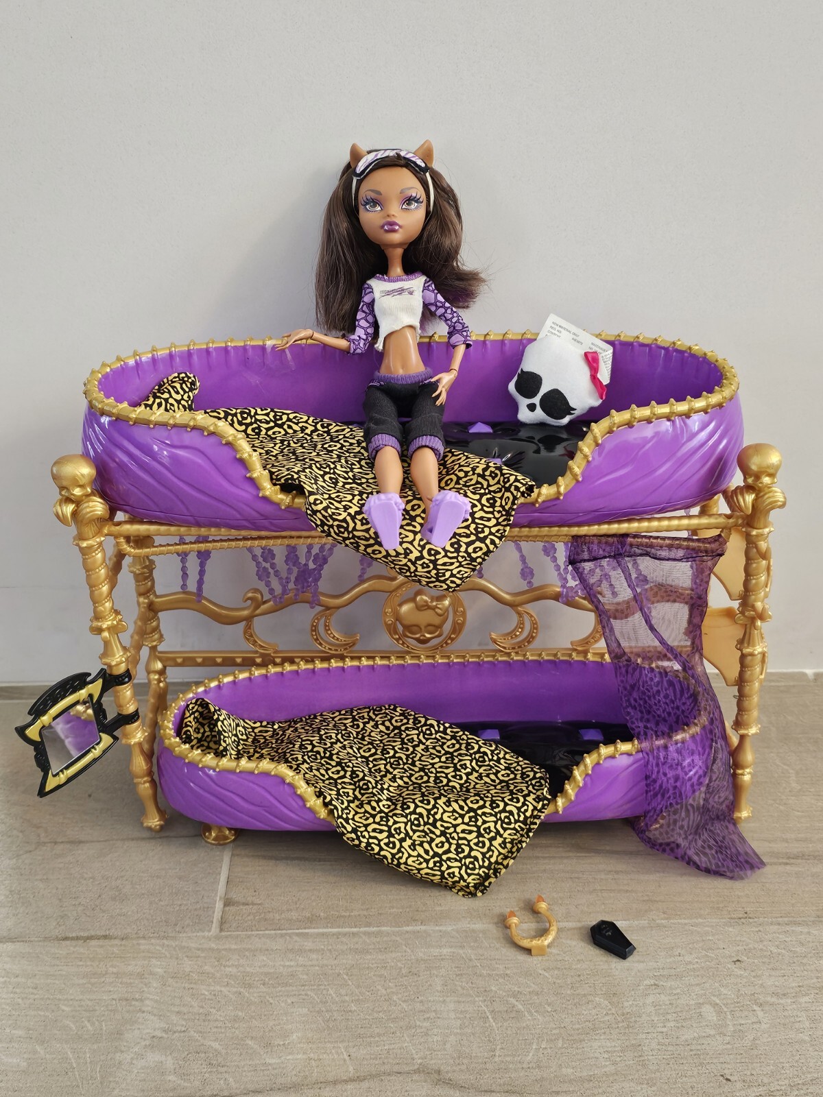 Monster High Room To Howl Clawdeen Wolf Bed Playset | eBay