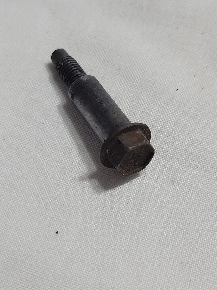 Briggs & Stratton 450 Series 125cc OHV Engine Housing Screw 590586 OEM ...