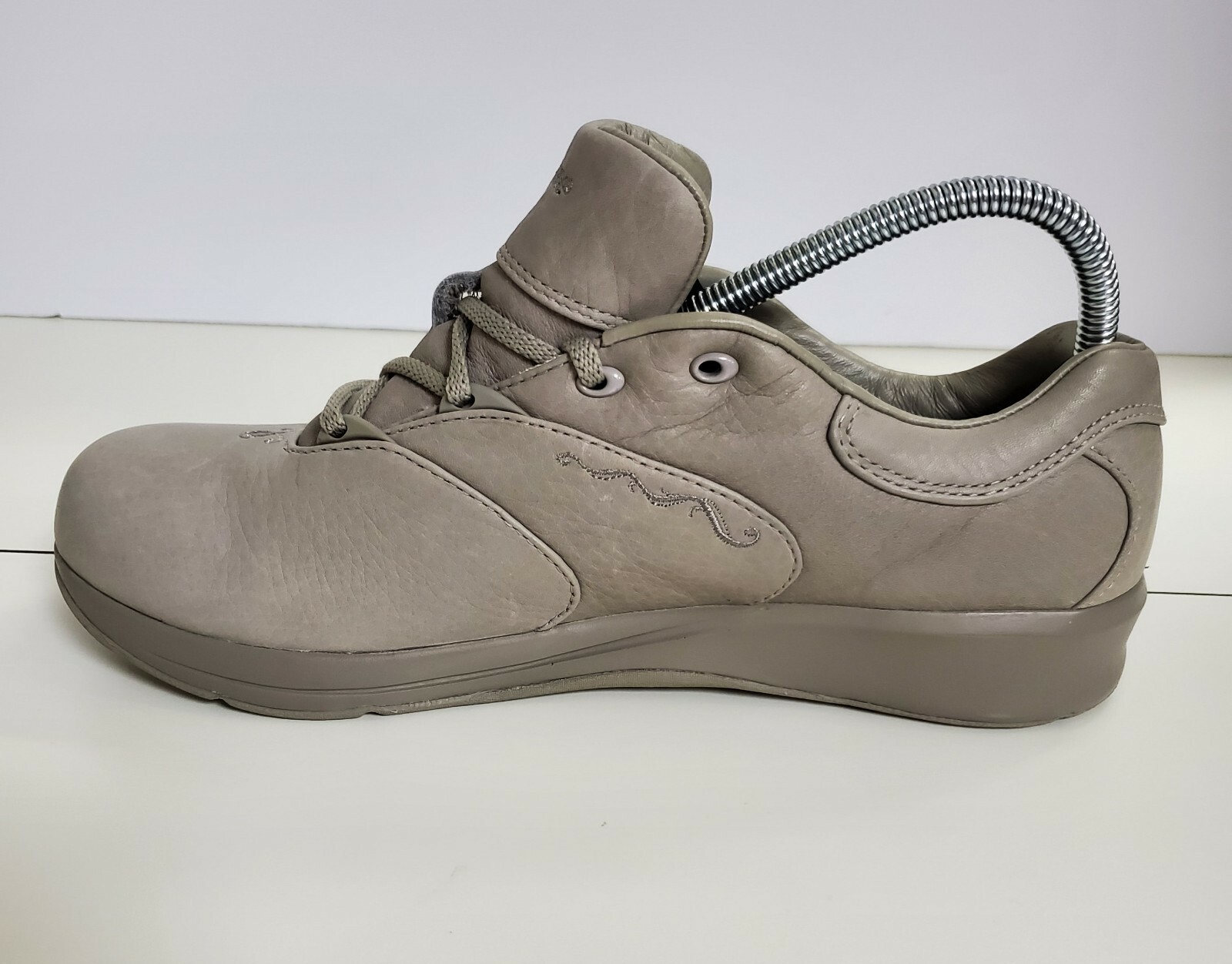 New Balance 901 Encap Women Size 10.5 2A Taupe 360 Fit Walk SL-2 ...