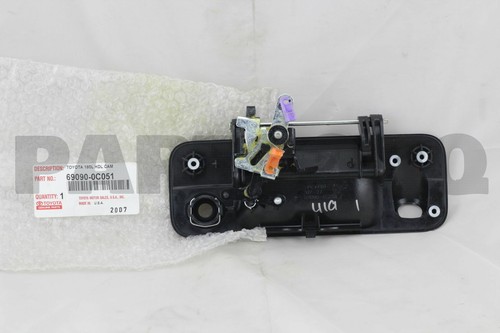 690900C051 Genuine Toyota HANDLE ASSY, TAIL GATE 69090-0C051 | eBay
