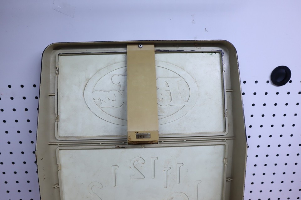 Vintage Original 1970's Dr. Pepper Electric Wall Clock Advertising ...