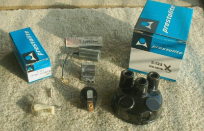 Wisconsin Engines YQ23 Tune-Up kit & 28IGB1001B Distributor cap | eBay