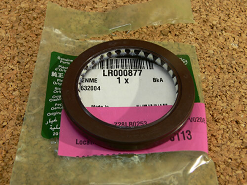 GENUINE LAND ROVER TRANSMISSION SEAL LR2 RANGE ROVER EVOQUE LR000877 | eBay