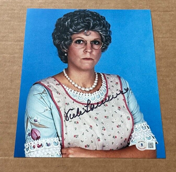 VICKI LAWRENCE SIGNED MAMAS FAMILY 8X10 PHOTO BECKETT COA AUTHENTIC #2 ...