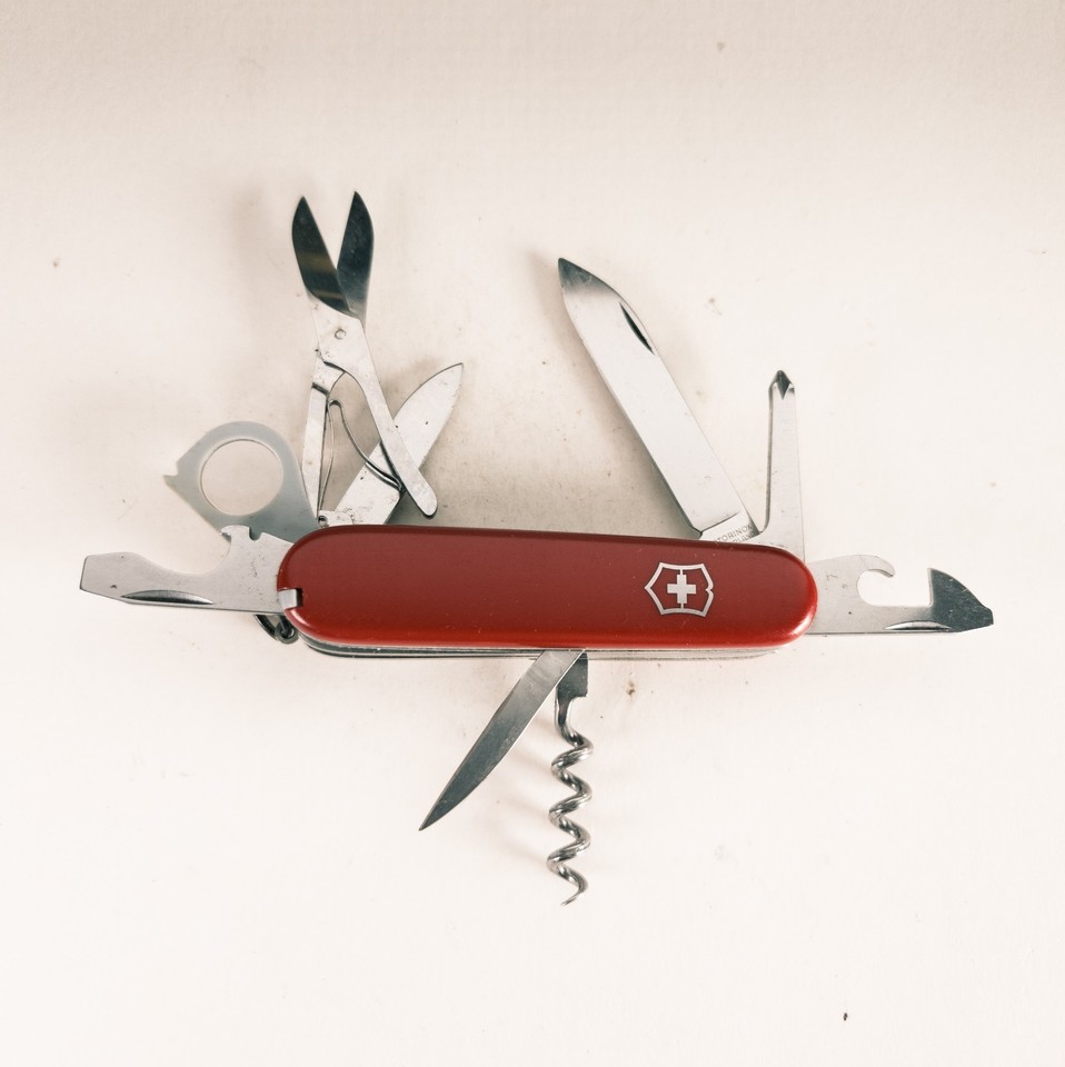Victorinox Explorer Swiss Army Knife Split Cork No Eyelet Screw Pivot ...