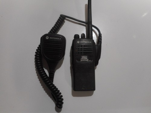 MOTOROLA HT750 16 CHANNEL TRANSCEIVER RADIO WITH NEW MIC | eBay