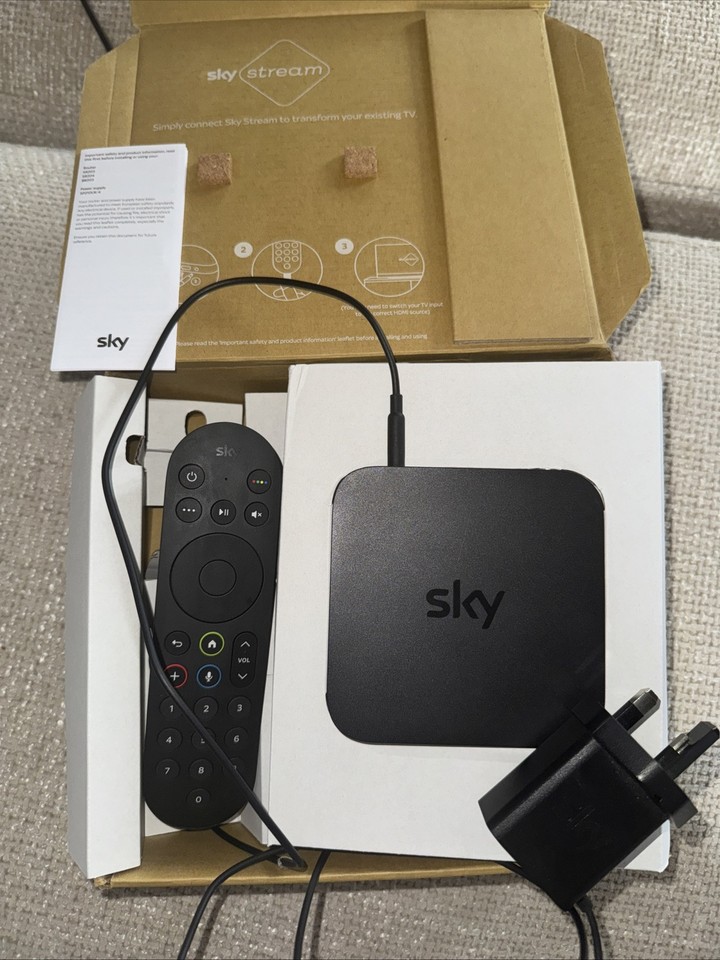 Sky Stream TV Puck - Full Kit Ready To Use Includes Remote and Power ...