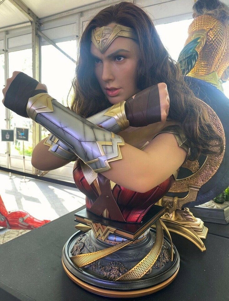 1/1 Life Size Wonder Woman Bust Statue Silicone Model Queen Studios Original 27" | eBay