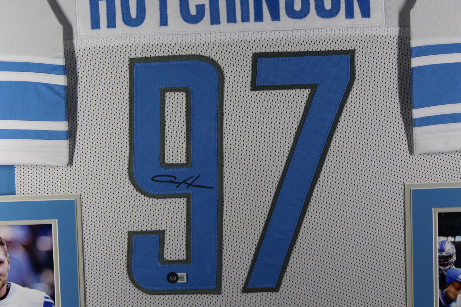 AIDEN HUTCHINSON (Lions white SKYLINE) Signed Autographed Framed Jersey ...