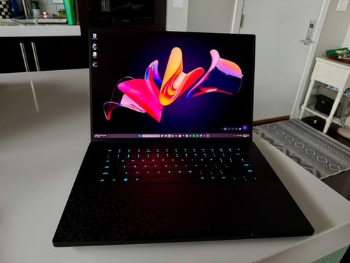 Razer Blade 16 RTX 4090 dual Mini-LED (2TB SSD, Intel Core i9-13950HX ...