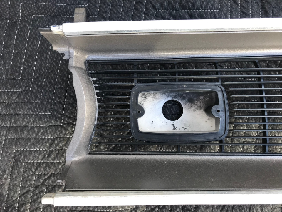 1970 70 PLYMOUTH DUSTER VALIANT A BODY MOPAR USED OE GRILL C-G | eBay