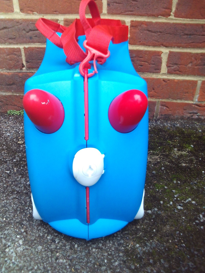 Trunki Amelia Aeroplane Sit On And Ride Case With Strap And Key #275 ...