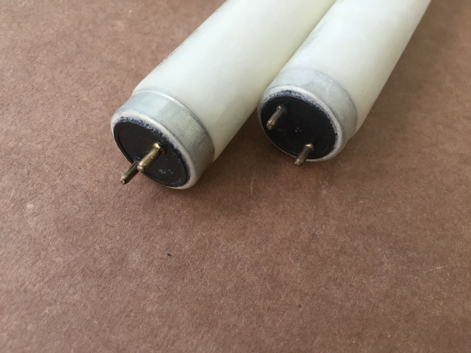 LOT OF 2 GE F15T8-CW COATED 18" LAMP 15W COOL WHITE | eBay