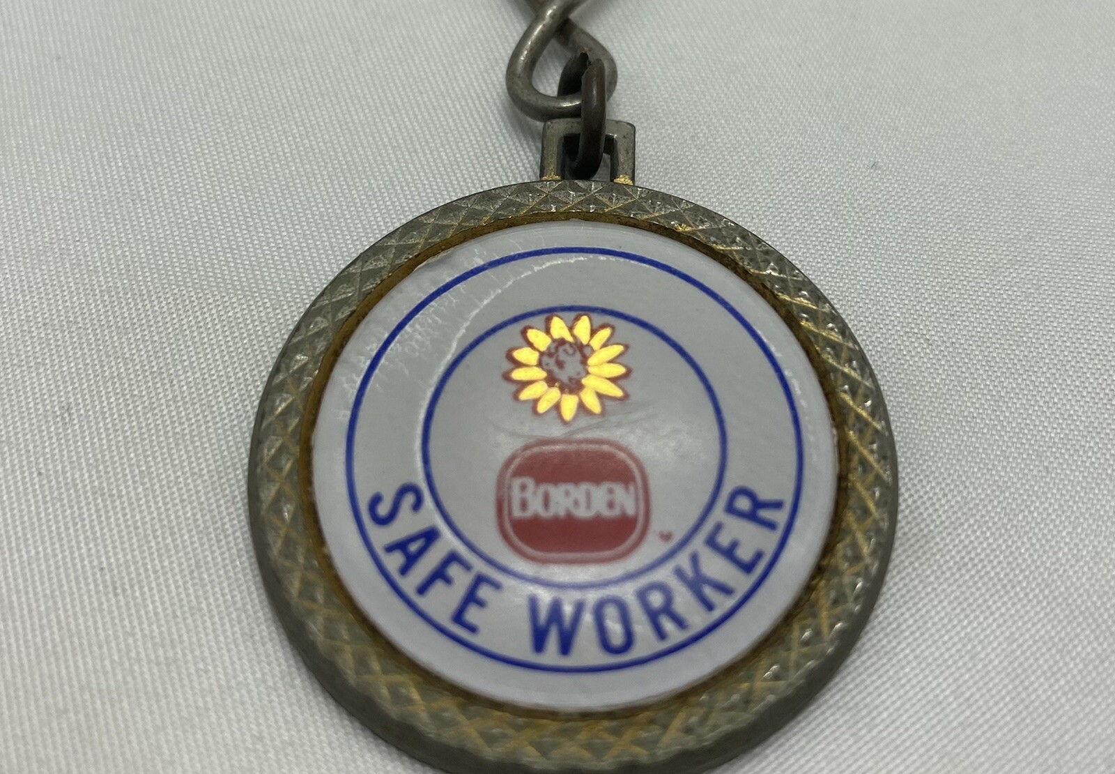 1970’s BORDEN ELSIE COW EMPLOYEE SAFE WORKER AWARD ADVERTISING KEYCHAIN ...