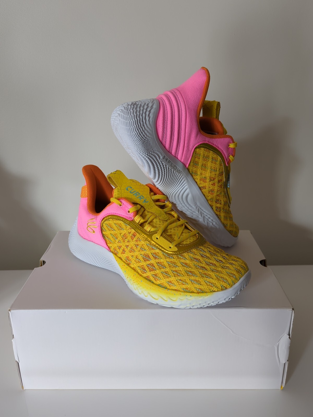 Under Armour Curry Flow 9 - Sesame Street Big Bird | eBay Australia