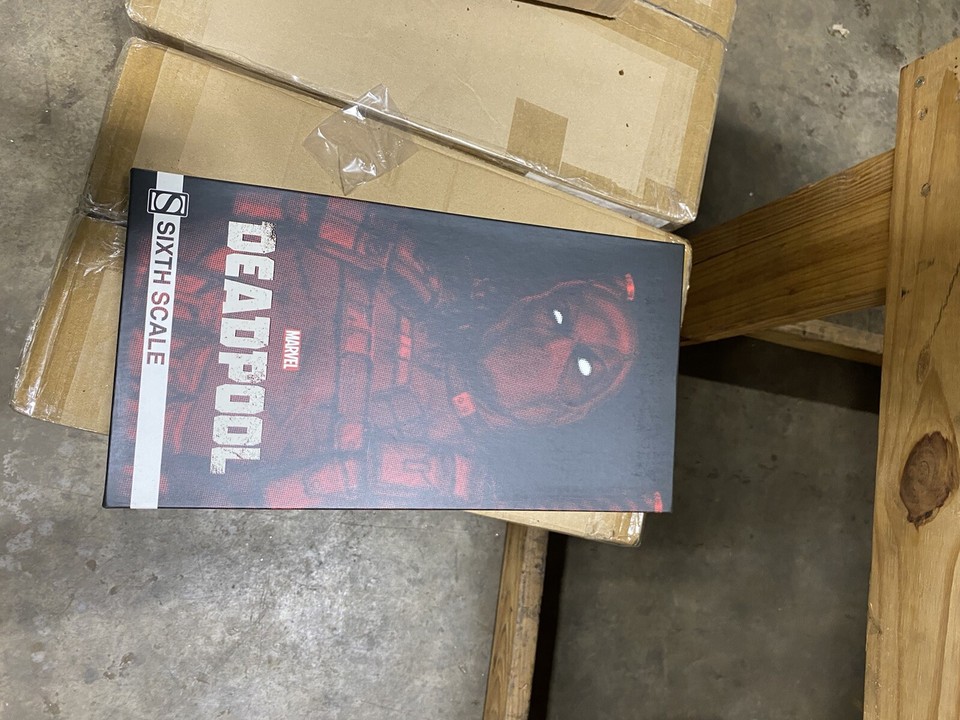 Sideshow Six scale Marvel Comics Deadpool 1/6 scale action figure ...