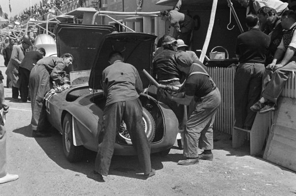 Lord Selsdon Luigi Chinetti in a Ferrari 166MM 1949 Motor Racing Old ...