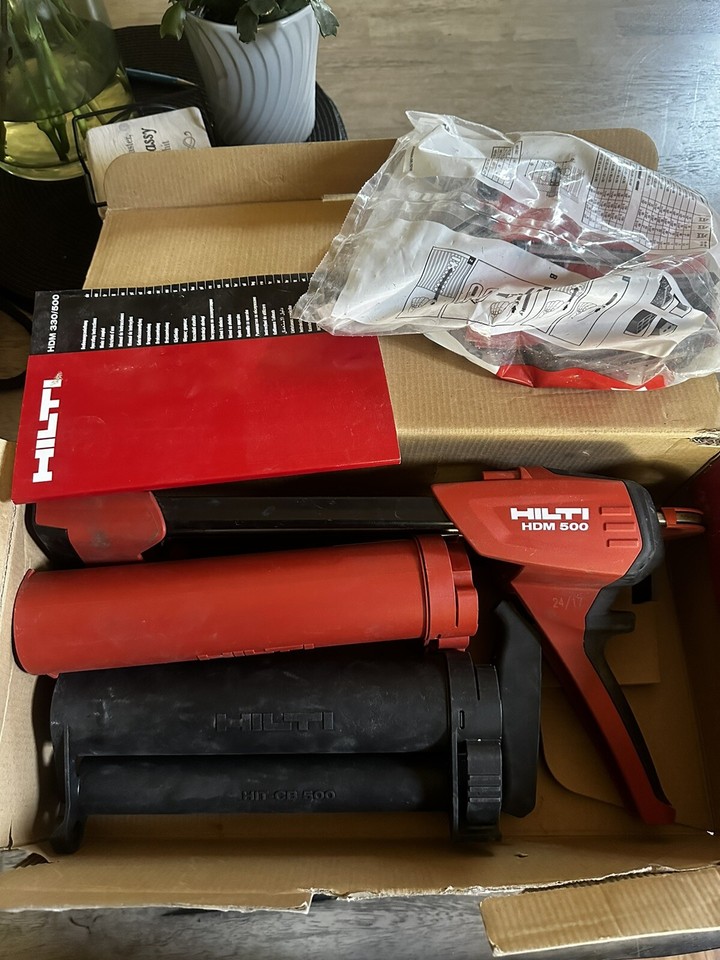 Hilti HDM 500 Manual Anchor Adhesive Dispenser with HIT-CR 500 and HIT ...