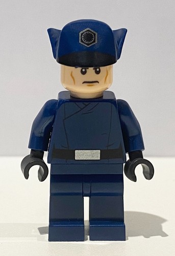 Lego Star Wars Minifigure SW0832 First Order Officer (Colonel Erich S ...