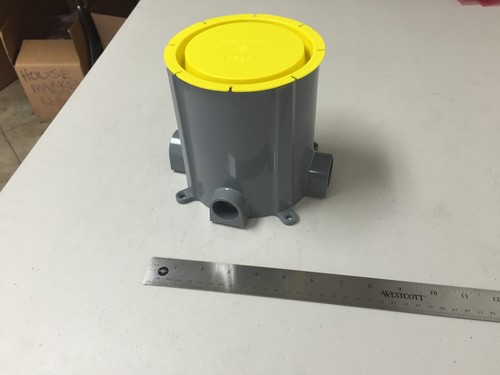 HUBBELL ROUND PLASTIC FLOOR BOX PFB1 WITH CONCRETE COVER 3/4" & 1 ...