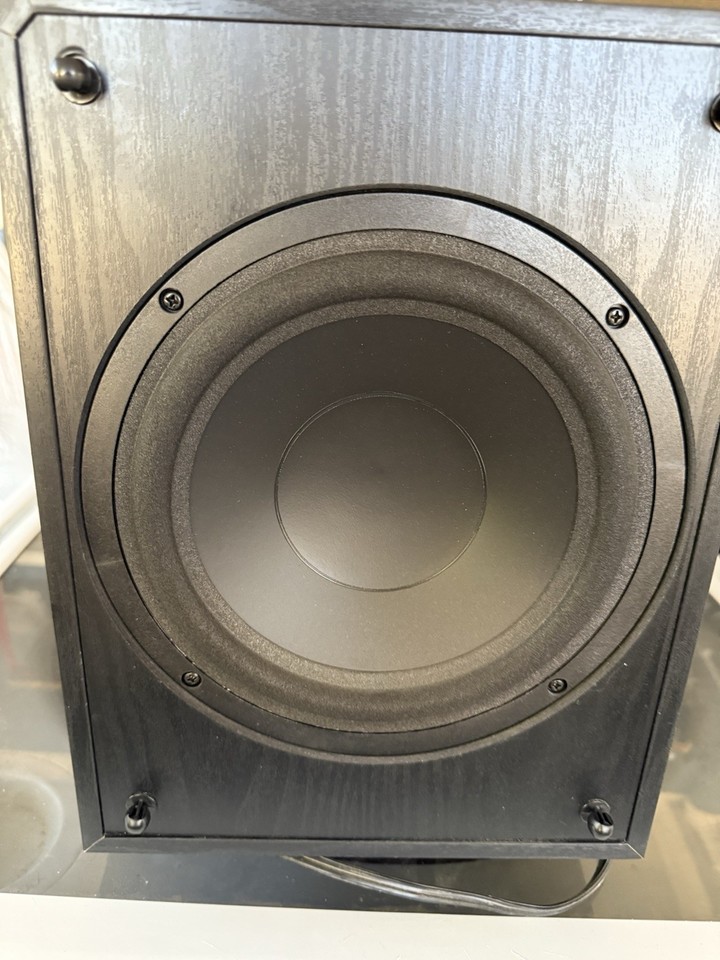 Definitive Technology Powerfield Subwoofer 700 Watt. | eBay