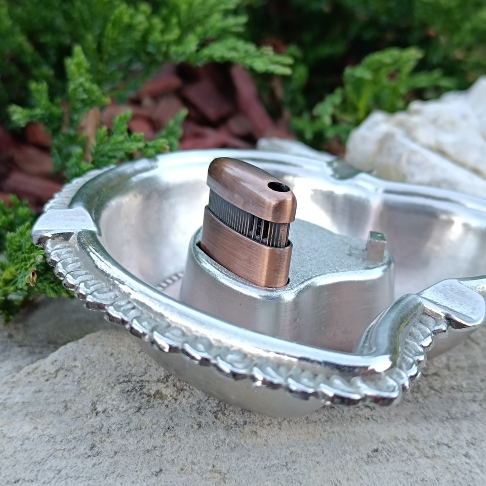 Vintage Heart shape silver color metal Ashtray with copper mini Lighter ...