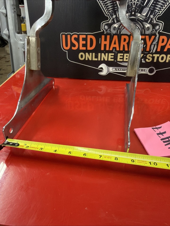 Harley Short Narrow Genuine Backrest Sissy Bar Side Plates Uptight Pad ...