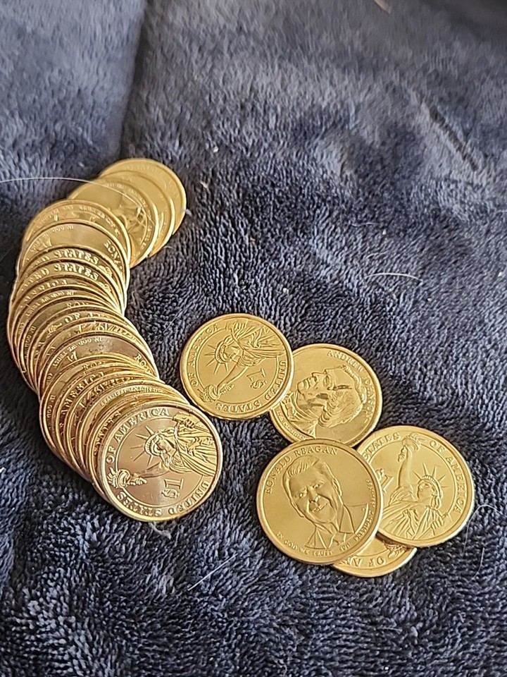 Mixed Lot of 20 US Presidential Uncirculate Dollar Coins _ Reagan .Taft ...