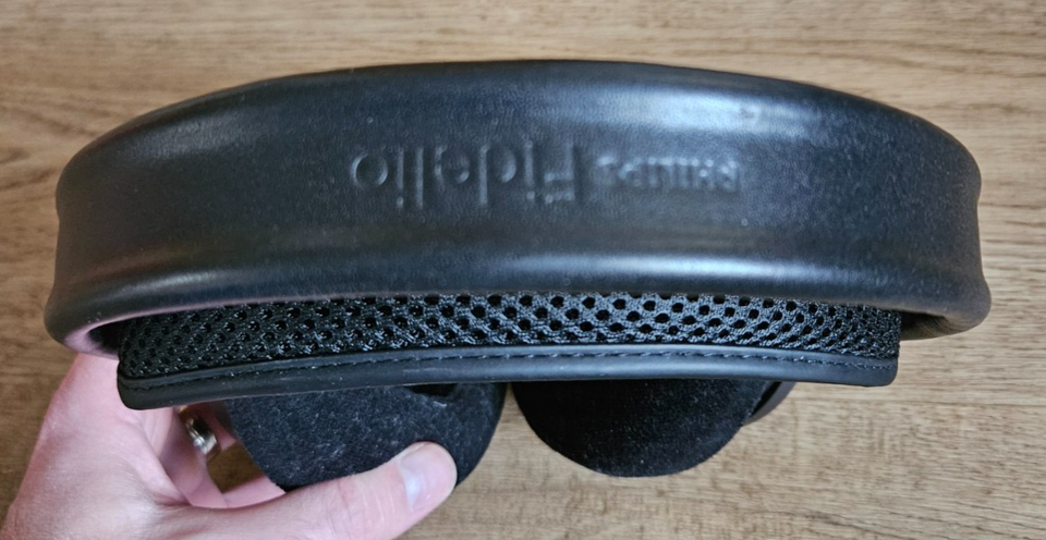 Philips Fidelio X2 Over Ear High Definition Open Back Wired Headphones ...