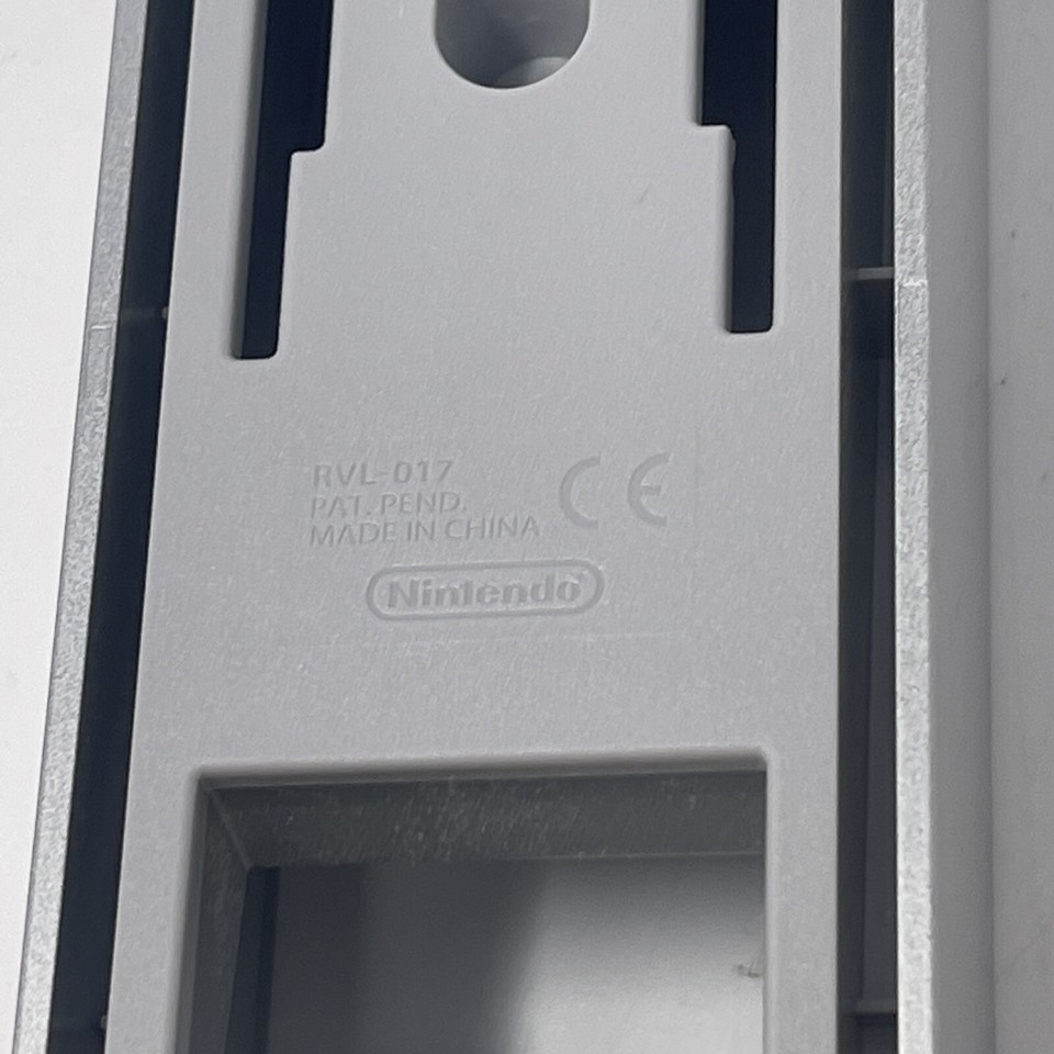 Genuine Nintendo Wii Vertical Stand Base Silver RVL-019 Clear Round ...
