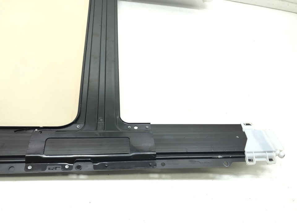 2012-2018 AUDI A7 SUNROOF FRAME W/ SUNSHADE OEM. | eBay