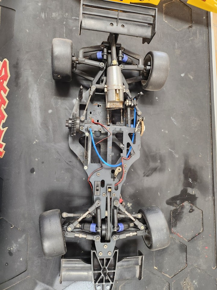 Kyosho 1/8th Scale Nitro Formula 1 F-Ten GP. 1990's | eBay