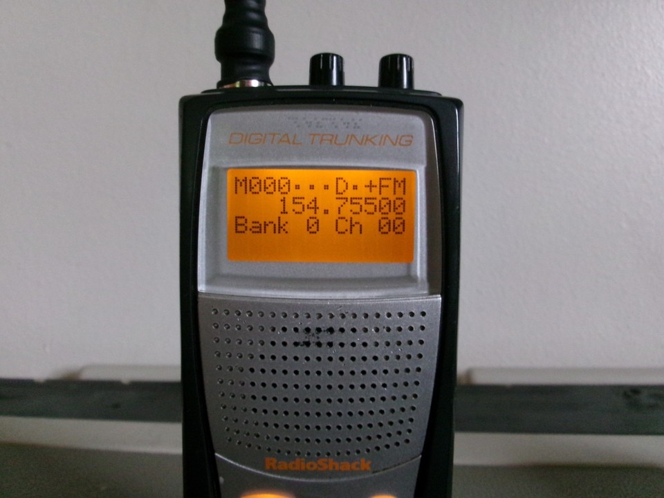 Radio Shack PRO-96 500 CH. Analog/Digital Police/Fire/EMS Scanner-P25 ...