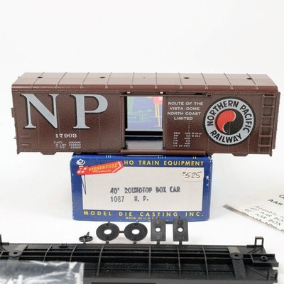 Roundhouse HO Scale Northern Pacific NP #17903 40' Roundtop Box Car Kit ...