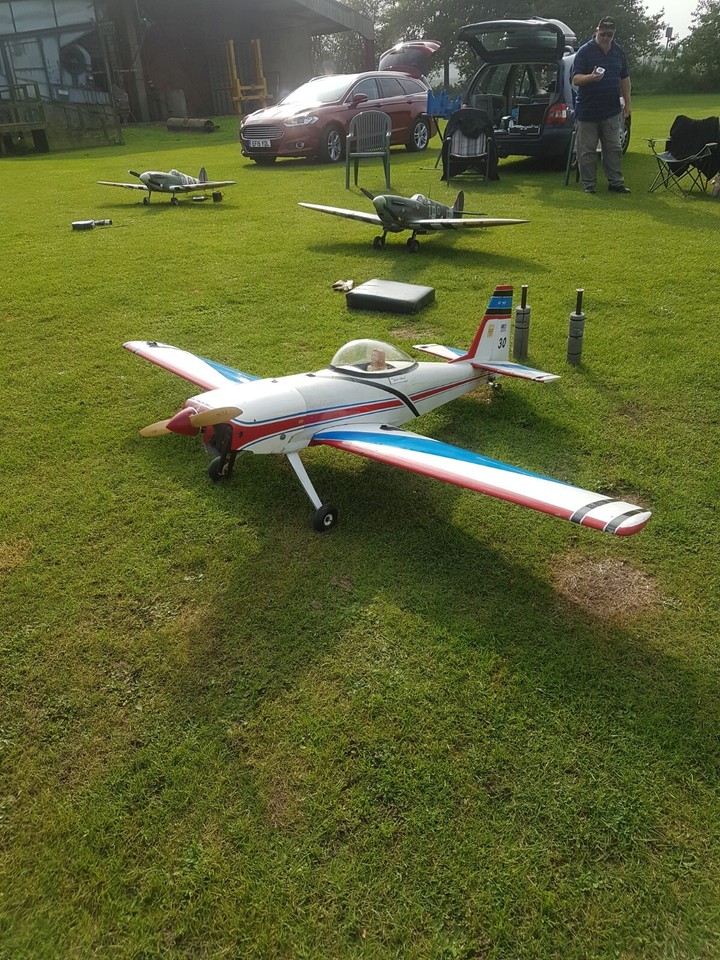 Radio Controlled Spinks Akromaster 88inch Powered By A Zenoah 62cc Pci ...