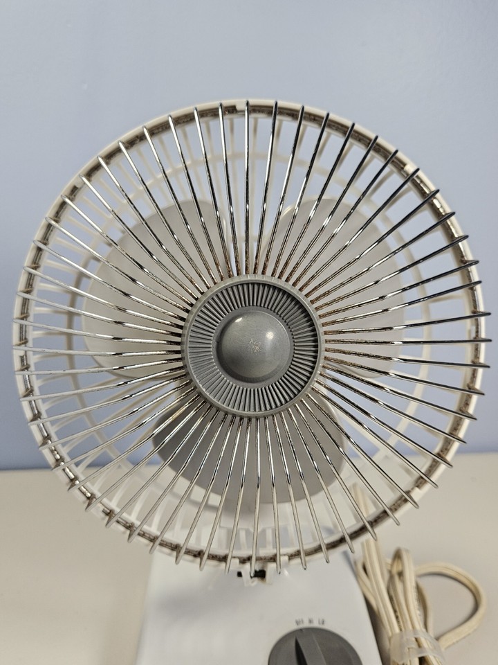 Vintage Windmere DF-6 Mini 2 Speed Table Desk Bedside Fan Clean Tested ...