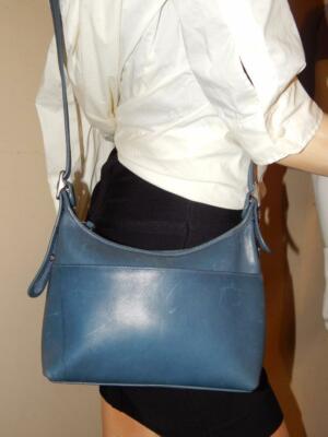 COACH 9136 LEGACY Blue GLOVE LEATHER S ZIPPERED MESSENGER CROSS-BODY | eBay