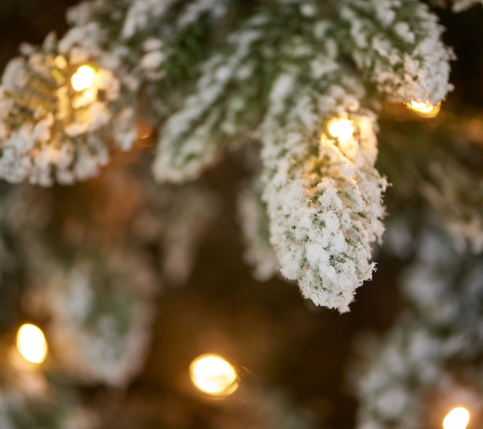 Bethlehem Lights 7' Flocked 2-in-1 Christmas Tree DAMAGED pls read | eBay