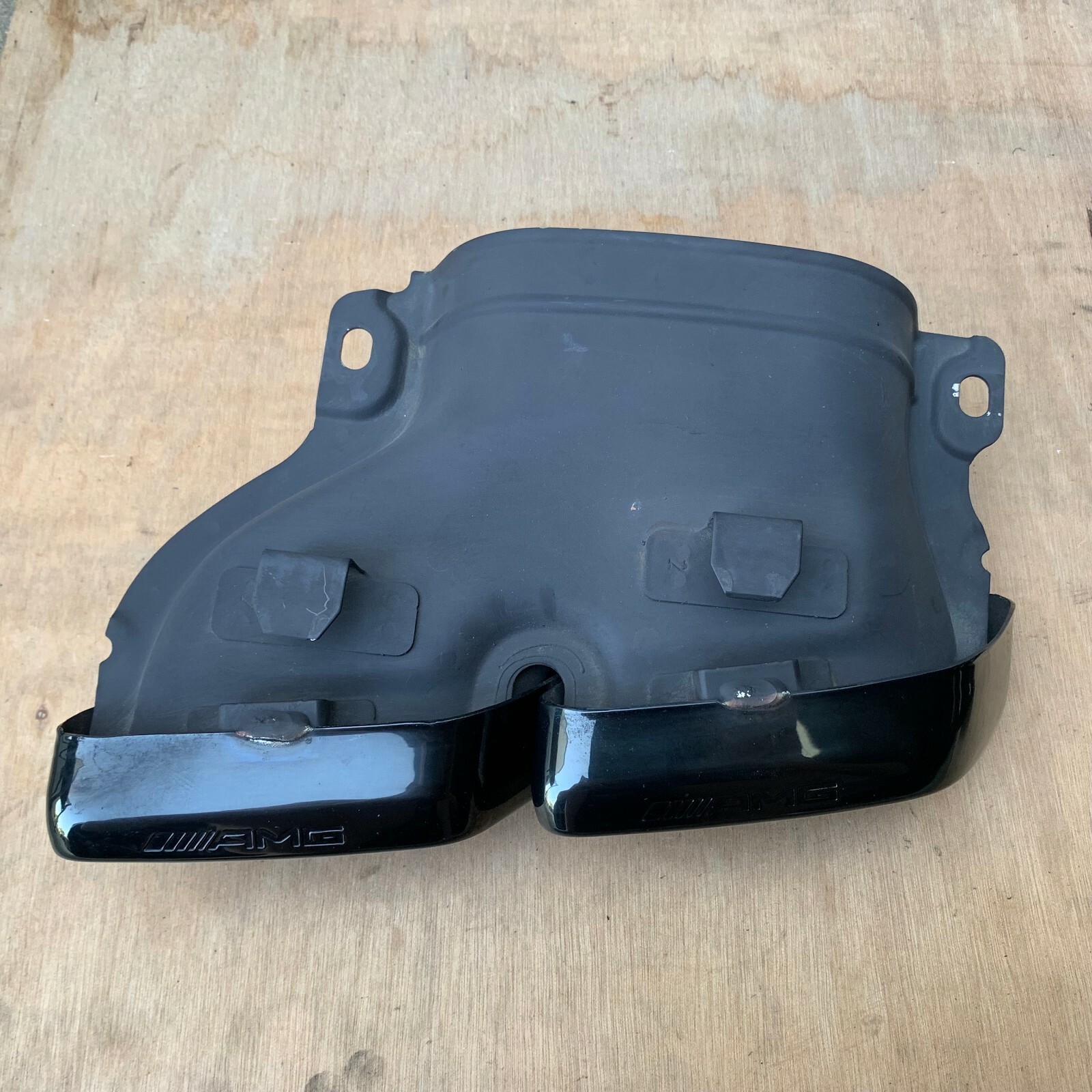 Genuine Mercedes exhaust tips rear c63s AMG tail pipe A2054900727 ...