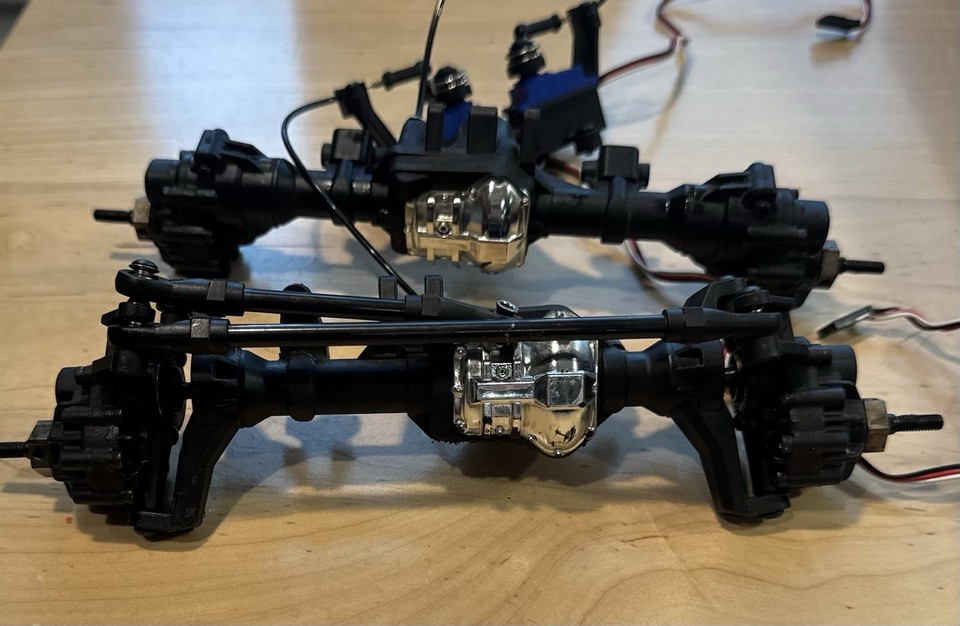 Traxxas TRX4 High Trail Axles w Shift Servo ( Used) | eBay