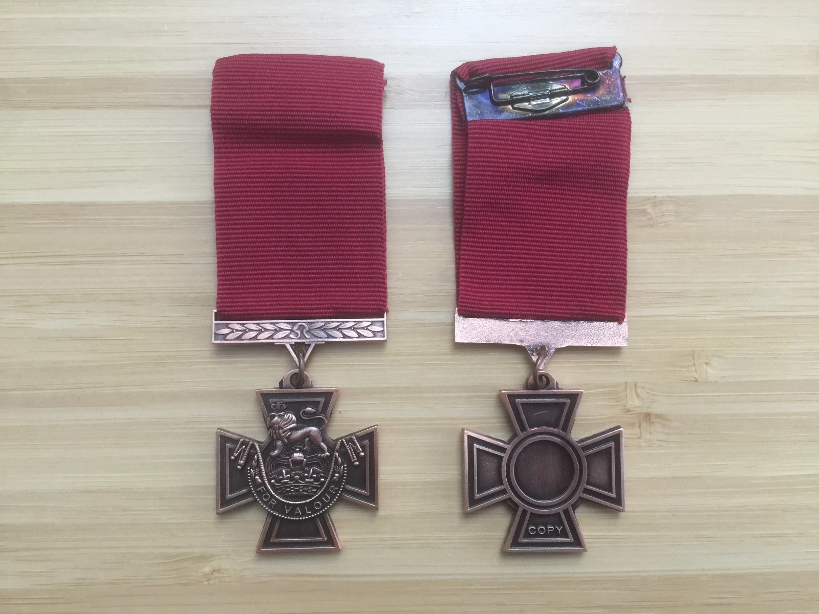 VICTORIA CROSS REPLICA WAR MEDAL WW1 / WW2 / AFGAHNISTAN / IRAK ...