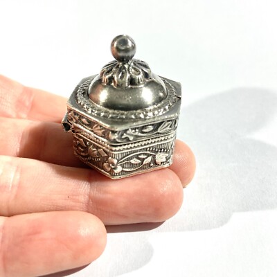 Boxes - Snuff Box Hallmarks