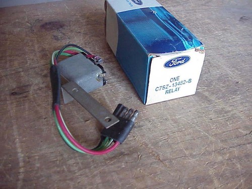NOS 1966- 1968 Ford Thunderbird NEW Turn Signal Relay C7SZ-13482B ...
