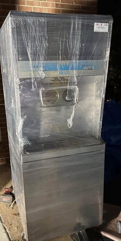 Taylor 8756 Soft Serve Ice Cream Machine Air Cooled | eBay