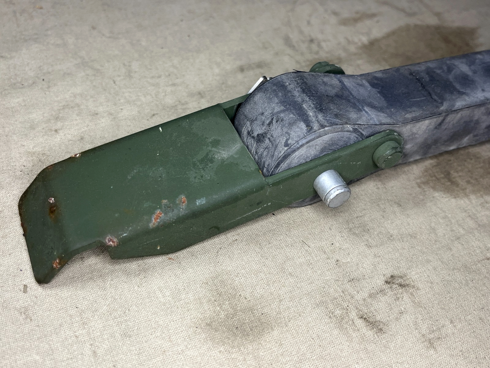 M998 HMMWV HOOD LATCH ASSEMBLY Humvee Hood Latch 1233889 2540-01-185 ...