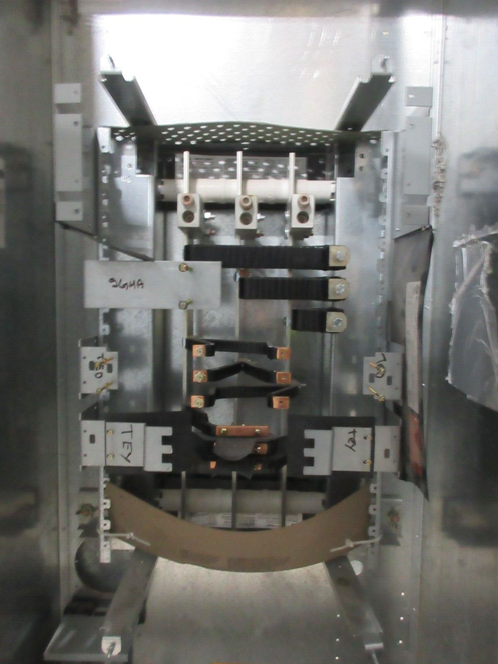 GE SPECTRA APNB Panelboard 400A Main Lug Only 277/480V 3PH4W CU BOLT ON ...