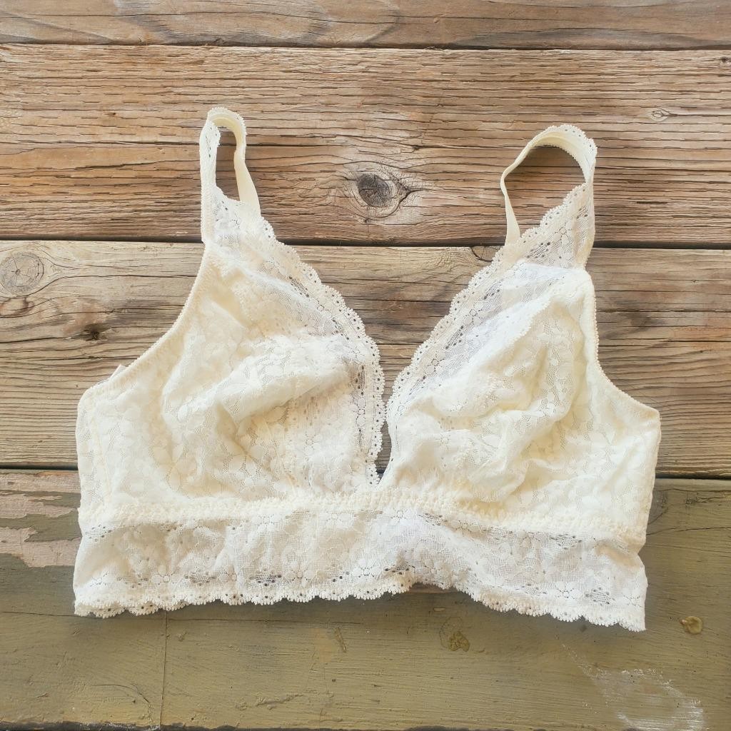 38 Wacoal 811205 Ivory Halo Lace Soft Cup Wirefree Br… - Gem