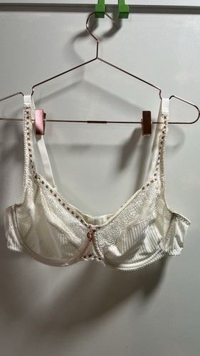 Chantelle Pont Des Arts Cream Lace Dainty Bra 40C | eBay